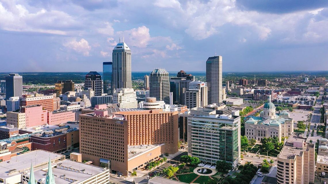 10 Famous Singers from Indiana - Singersroom.com